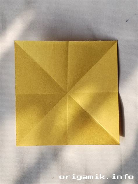 How To Make An Easy Origami Button A Step By Step Guide Origamik