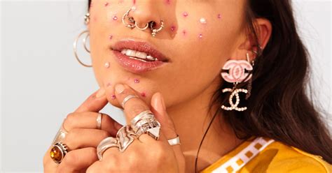 How To Pop A Zit Zit Popping Tips Skin Care Advice