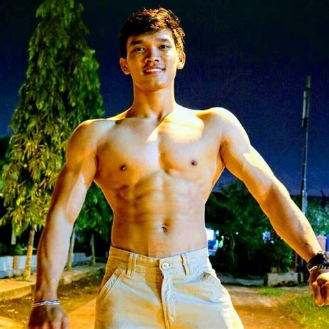Asian Fabuluxe Hunks Sensasian 146