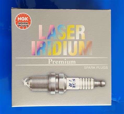 NGK Dilkar7d11h X 4 Laser Iridium Premium for Nissan X-trail Quashqai ...