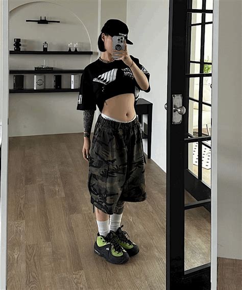 UNISEX 부 와이드 오버핏 밀리터리 카고팬츠 color 에이블리