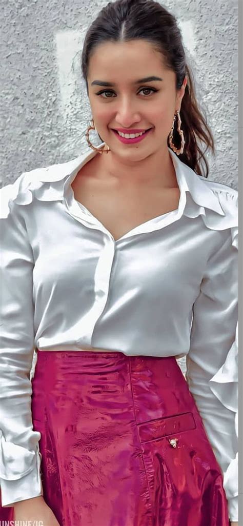 Shraddha Kapoor Bonito Bollywood Hd Phone Wallpaper Bollywood