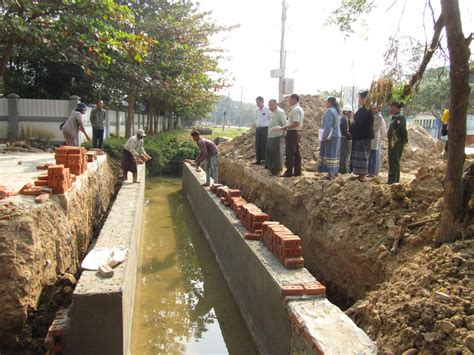 ဥတ္တရခရိုင် စီမံအုပ်ချုပ်ရေးအဖွဲ့ဥက္ကဋ္ဌ ဥတ္တရသီရိမြို့နယ်အတွင်းရှိ ဒေသဖွံ့ဖြိုးရေးလုပ်ငန်းများ