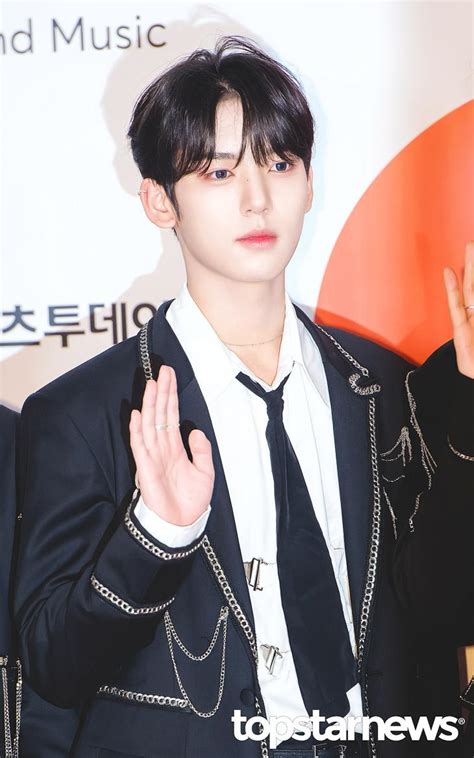 제로베이스원zb1 한유진 ‘푸른눈의 유진 2023k글로벌하트드림어워즈 레드카펫 Hd포토 최규석 기자 톱스타뉴스