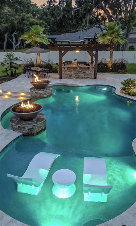 Impressive Swim Up Pool Bars For Entertaining