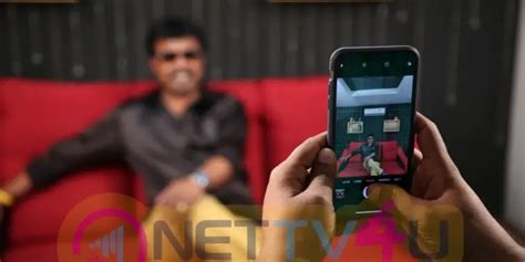 Anchor Aadhavan Exclusive Interview Images 616733 Galleries And Hd Images