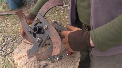 ხელის ტრაქტორზე სახნავი პირების აწყობა Youtube