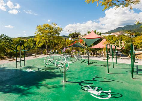 Parque Inclusivo Luis Donaldo Colosio - Productos Jumbo