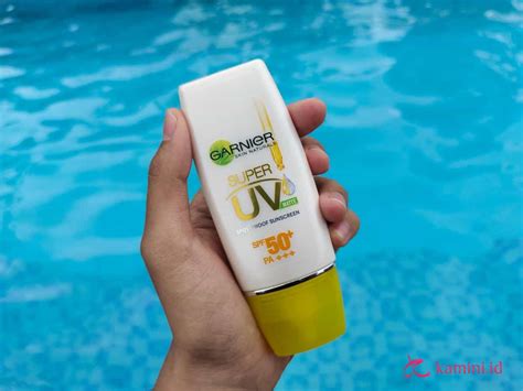 Review Sunscreen Garnier Yang Pertama Super Uv Spot Proof