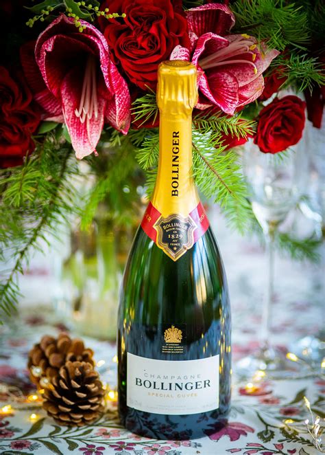 Champagne Bollinger Special Cuvée Moutan Flowers