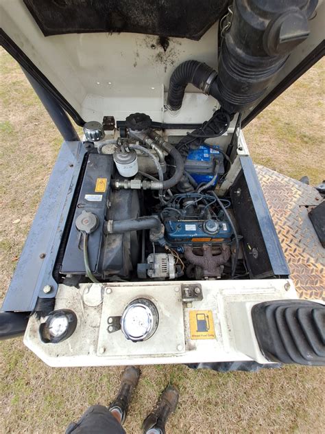 Terex Hd 1000 Compact Skip Loader Small Tractors Small Tractors