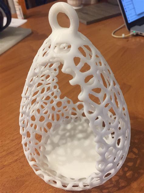 Messing Around With Voronoi Patterns Its A Bird Feeder R 3dprinting