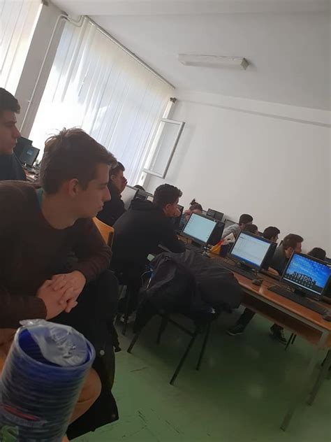 СУГС Гимназија Раде Јовчевски Корчагин