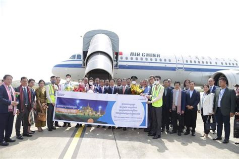 ឯកអគ្គរដ្ឋទូតចិនអញ្ជើញចូលរួមពិធីស្វាគមន៍ភ្ញៀវទេសចរចិនមកកាន់កម្ពុជា នគរដ្រេហ្គន