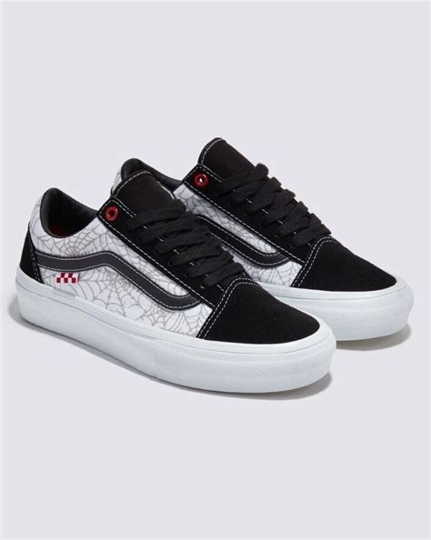 Shop Vans Skate Black Widow Spider Old Skool In Black And White