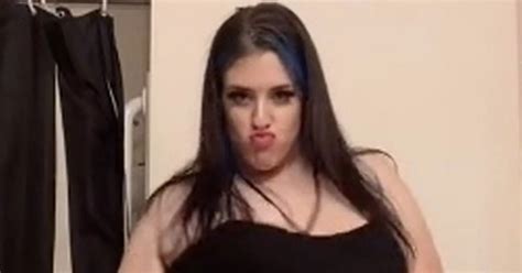 Woman Defies Trolls As She Jiggles Loose Skin After Shedding Impressive