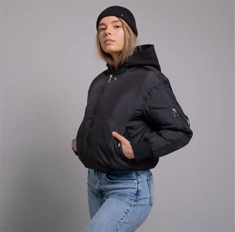 Куртка демі — ціна 990 грн у каталозі Куртки Купити жіночі речі за доступною ціною на Шафі