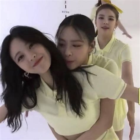 Ghim Của Emilie Trên Itzy Mắt Hàn Quốc Nhạc