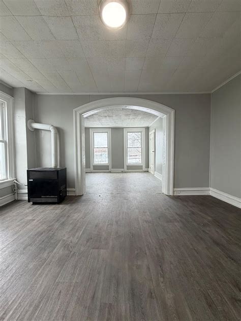 16 Devlin St 2 Cohoes Ny 12047 See Est Value Schools And More