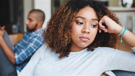 11 Signs Of A Narcissistic Husband That Are Hard To Miss Once You Notice Them Yourtango