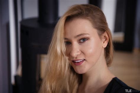 Amateur Girl Thelifeerotic My Kinky Valentine Ivi