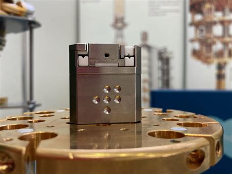 Arqtika Cryogenic Nanopositioner Onnes Technologies