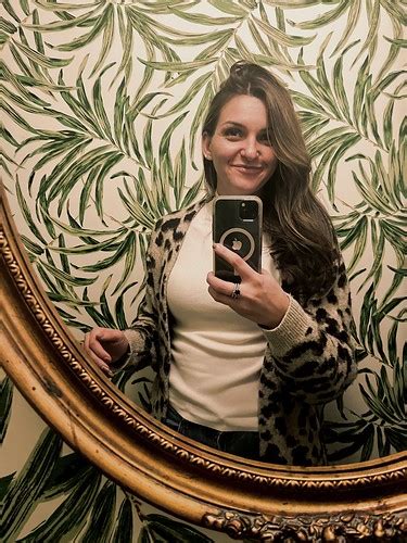 Linda Bourennani Flickr