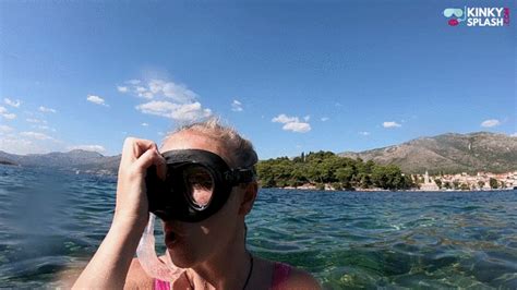 Kinky Splash Sneaky Snorkeller Shows Off Hard Nipples Underwater