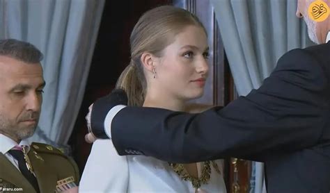 لحظه به سلطنت رسیدن شاهدخت اسپانیایی در ۱۸ سالگی فیلم