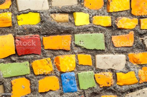 텍스처 배경 패턴입니다 멀티 컬러 모자이크 돌의 근접 촬영 사진입니다 구조 디자인 장식입니다 수영장 벽 및 바닥 마감 0명에 대한 스톡 사진 및 기타 이미지 Istock