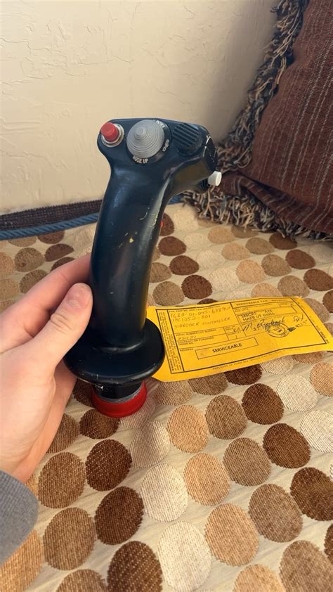 Real F 16 Stick R Hotas