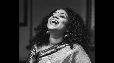 Roopa In 6 Yards Youtube