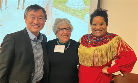 Senior Professionals Fall And Winter Lifelong Learning Hybrid Classes News Illinois State