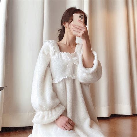 최저가주문폭주 원피스투피스 수면 극세사 파자마 레이스 잠옷 세트 겨울잠옷 에이블리