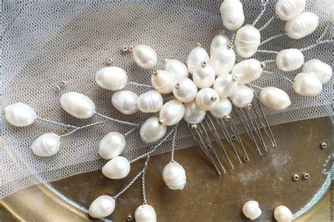 Гребень с жемчугом для прически Гр 0081 в интернет магазине на Ярмарке Мастеров Украшения для