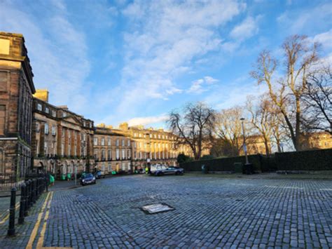 How Looking Down Might Just Help You To Learn The History Of Edinburgh