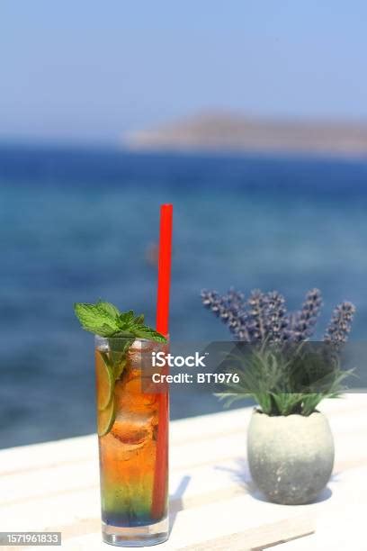 바다를 배경으로 한 여름 칵테일 여름 방학 휴식 여름 파티 0명에 대한 스톡 사진 및 기타 이미지 0명 과일 관광 리조트 Istock