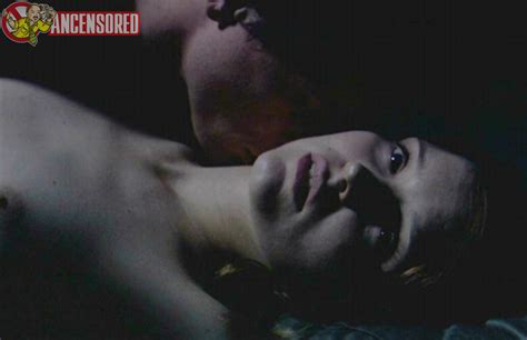 Laura Tonke Nua Em Junimond