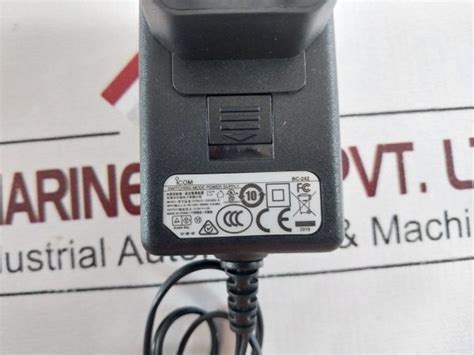 Icom Bc Desktop Charger With Adapter Aeliya Marine
