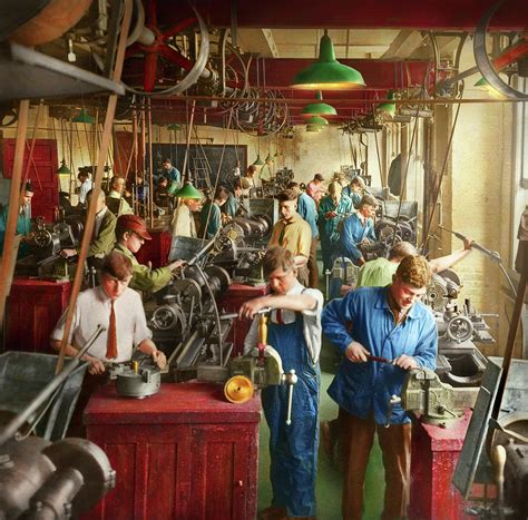Machinist Machine Shop Class 1929 By Mike Savad
