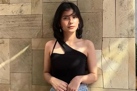 Biografi Dan Profil Yolanda Tamara Lengkap Wikipedia Umur Agama Nama Asli Orang Tua Tempat