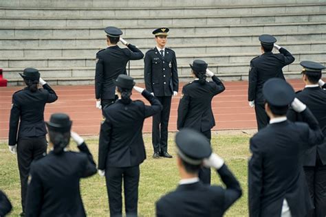 ‘이리와 안아줘 장기용 훈훈한 제복 자태경찰대 졸업식 포착