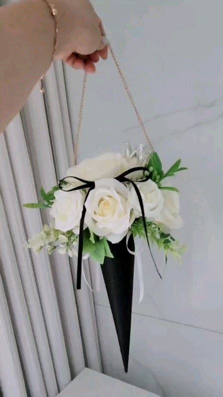 홍스파티ㅣ꽃풍선 수원꽃풍선 인형꽃다발 인형꽃풍선 졸업식꽃다발 발표회 실크플라워 수원풍선 3억뷰 음원이래요 이유는 모르겠지만 유행하는거면 또 올라타봐요죠 해봐서 3억뷰