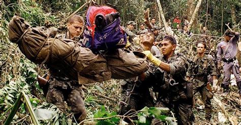 Morte Dos Mamonas Assassinas Completa 21 Anos Bol Fotos Bol Fotos
