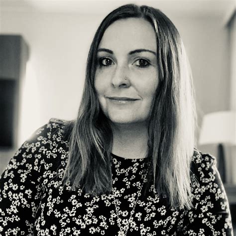Michelle Hassler Leiterin Kunden Und Servicecenter J Schmalz Gmbh