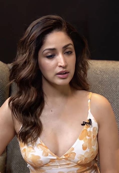 Pin On Yami Gautam