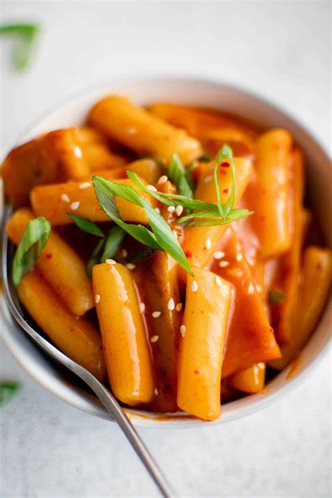 Tteokbokki Spicy Korean Rice Cakes The Forked Spoon