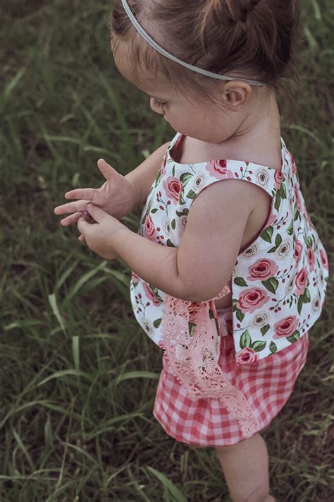 Basics Violette Field Threads