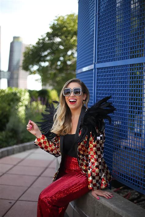 Disco Party Outfits 37 Ideas On What To Wear To A Disco Outfit Trends