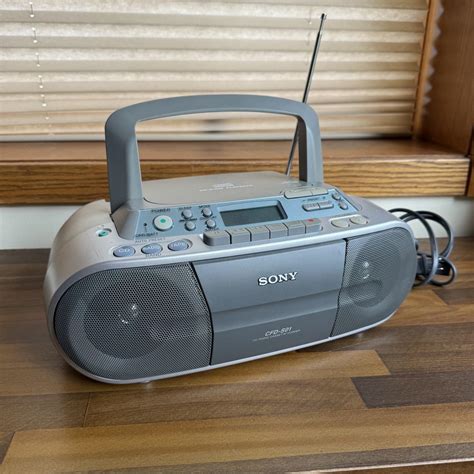 Lot 156f Sony Cd Radio Cassette Corder Model Cfd S01